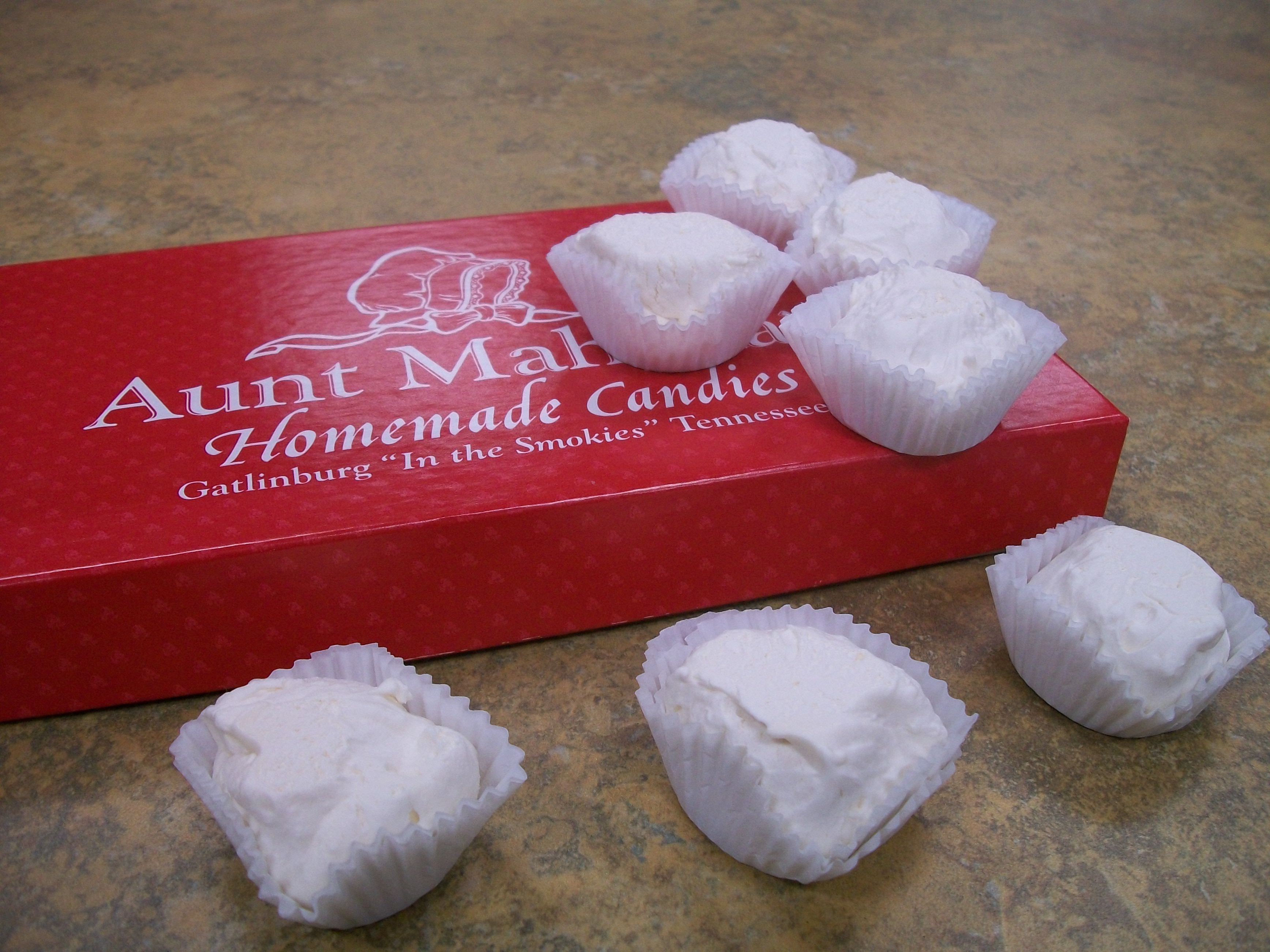 10 Vintage Dessert Recipes That Deserve a Comeback