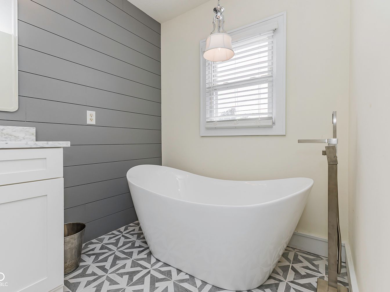 1918 Traditional Home in Indiana: Where Classic Elegance Meets Modern ...