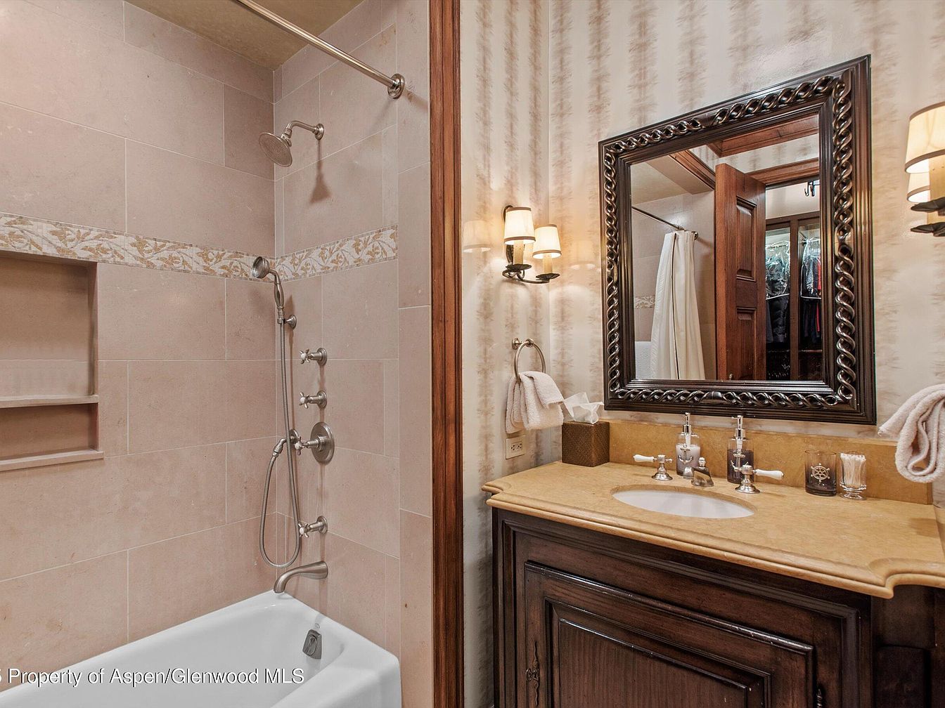 $47M Luxe Aspen Estate That Offers Grand-Scale Entertaining & Year ...