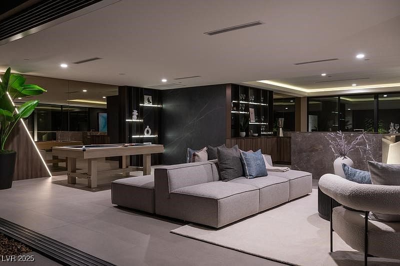 $13M Architectural Masterpiece in Nevada Merging Desert-Modern Elegance ...