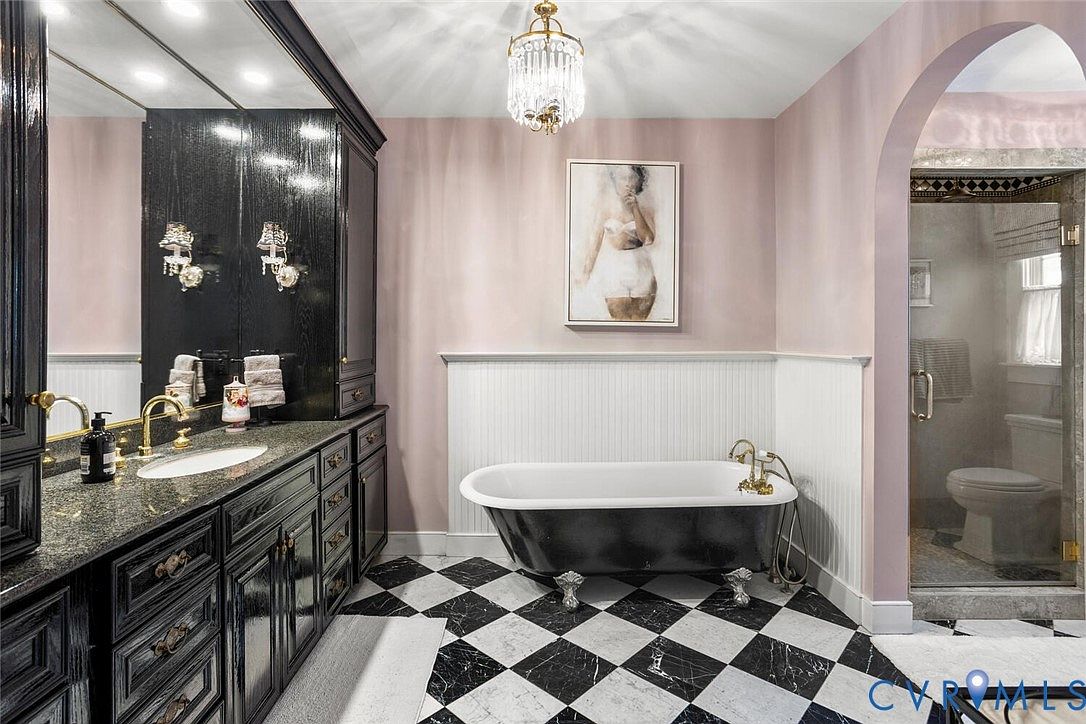 Discover Gravel Hill: A 1906 Midlothian Estate Blending Historic Charm ...