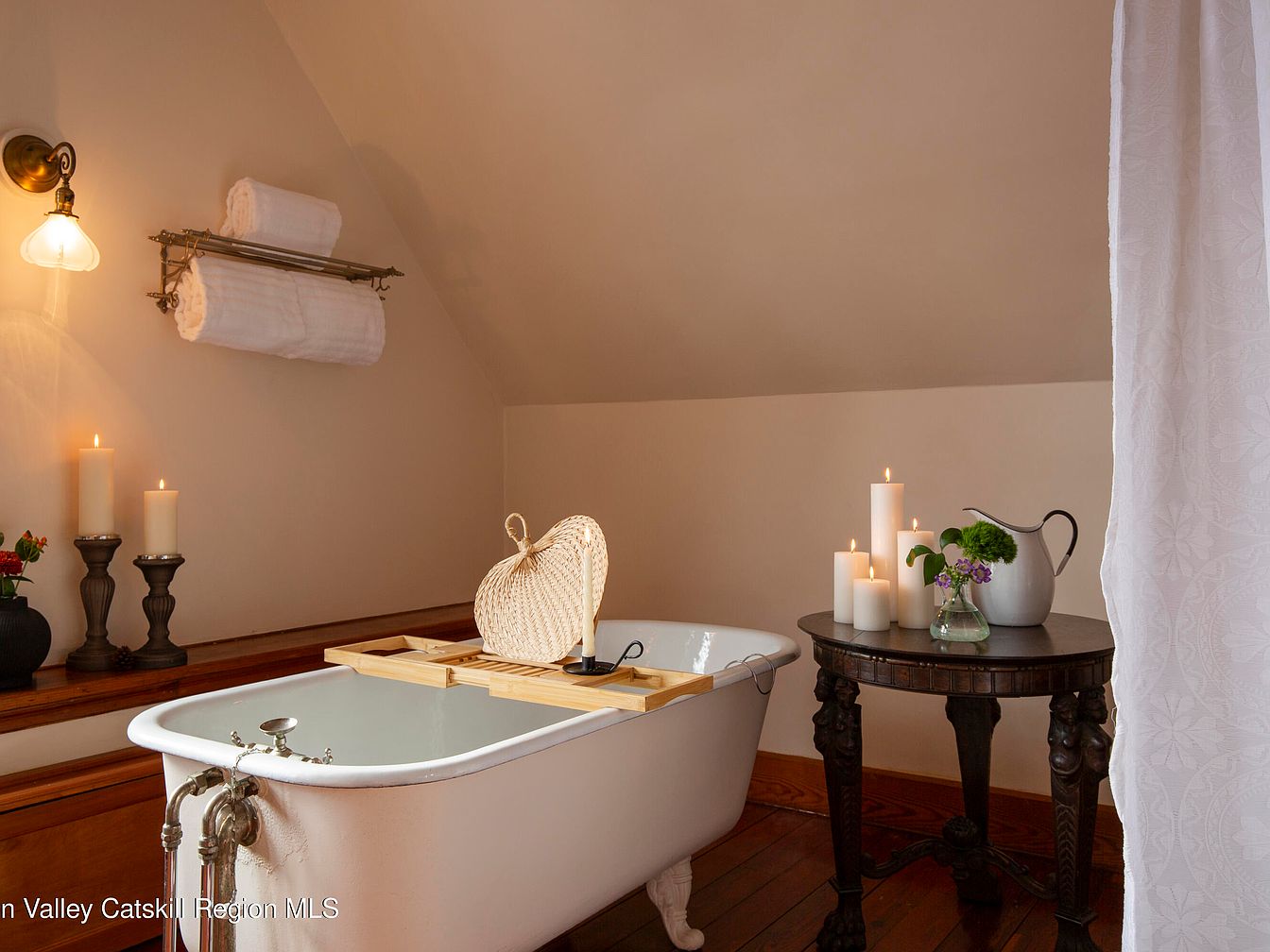 1896 Coykendall House in New York: A Rare Queen Anne Victorian Offering ...